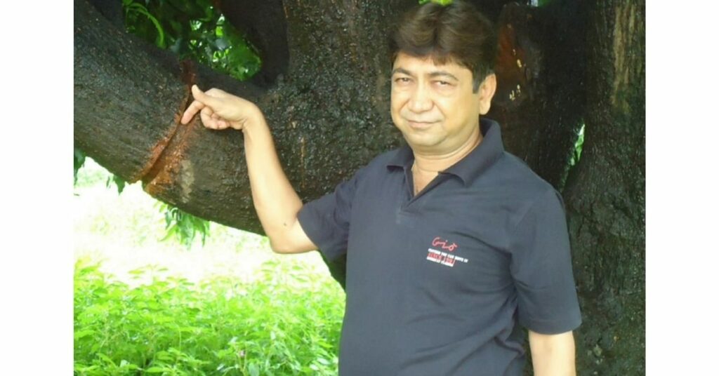 Girdling Technique Helps Gujarat Farmer Get Fruits From Old Mango Tree